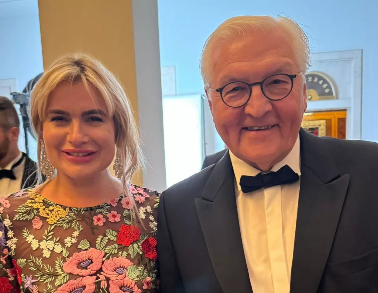 Democracy and freedom of the press in the grand halls of the Federal ...